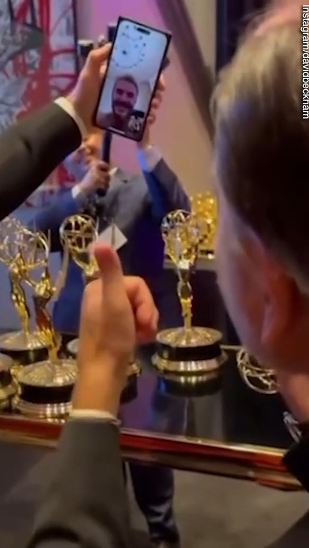 Documentário de David Beckham vence Emmy e astro 'recebe' prêmio por ...