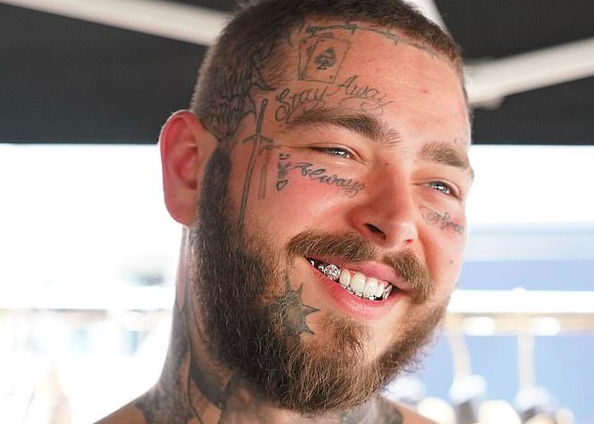 Post Malone é proibido de entrar em balada por causa de tattoos na cara ...