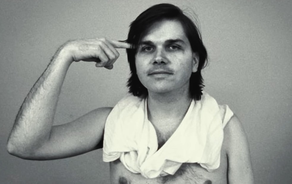 Pedido de desculpas 'perturbador' de assassino de John Lennon é ...