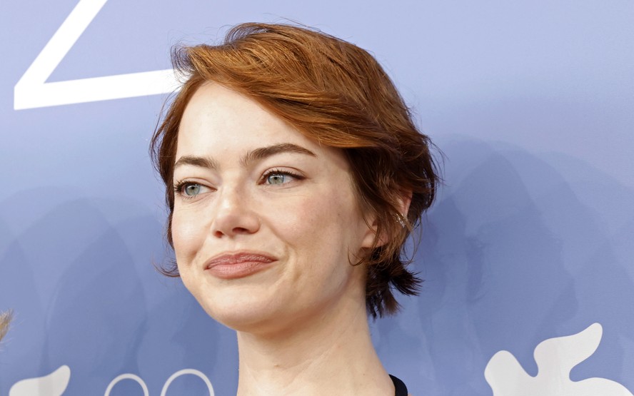 Emma Stone vai estrelar comédia romântica dirigida pelo marido e com ...
