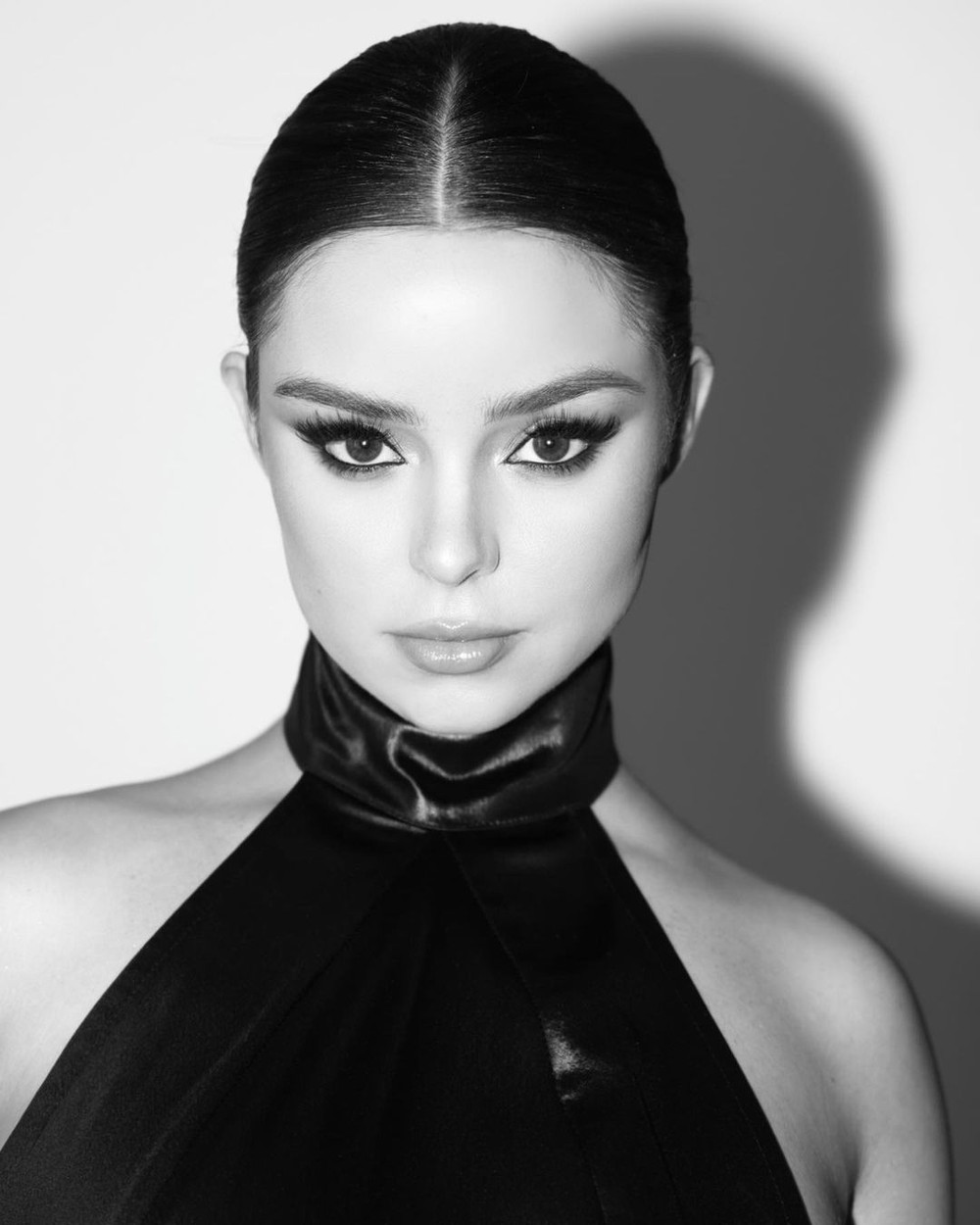 Musa favorita do Insta, Demi Rose deixa fãs atordoados com fotos de ...