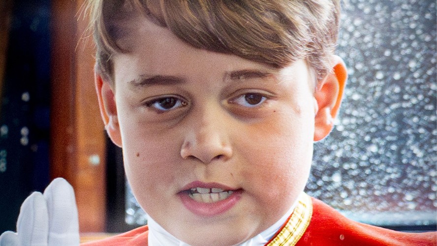 Príncipe George, aos 12 anos, já tem noção de que seu destino está ...