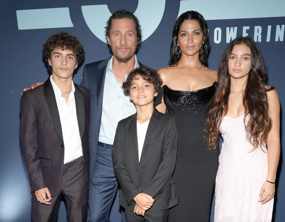 Matthew McConaughey exalta a esposa brasileira Camila Alves em post de ...