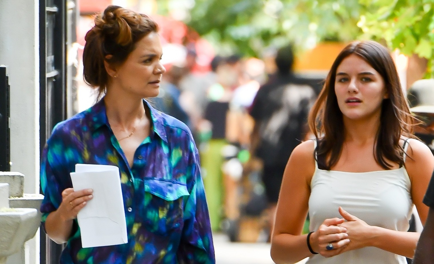Katie Holmes tem noção de que sacrificou carreira de atriz para focar ...