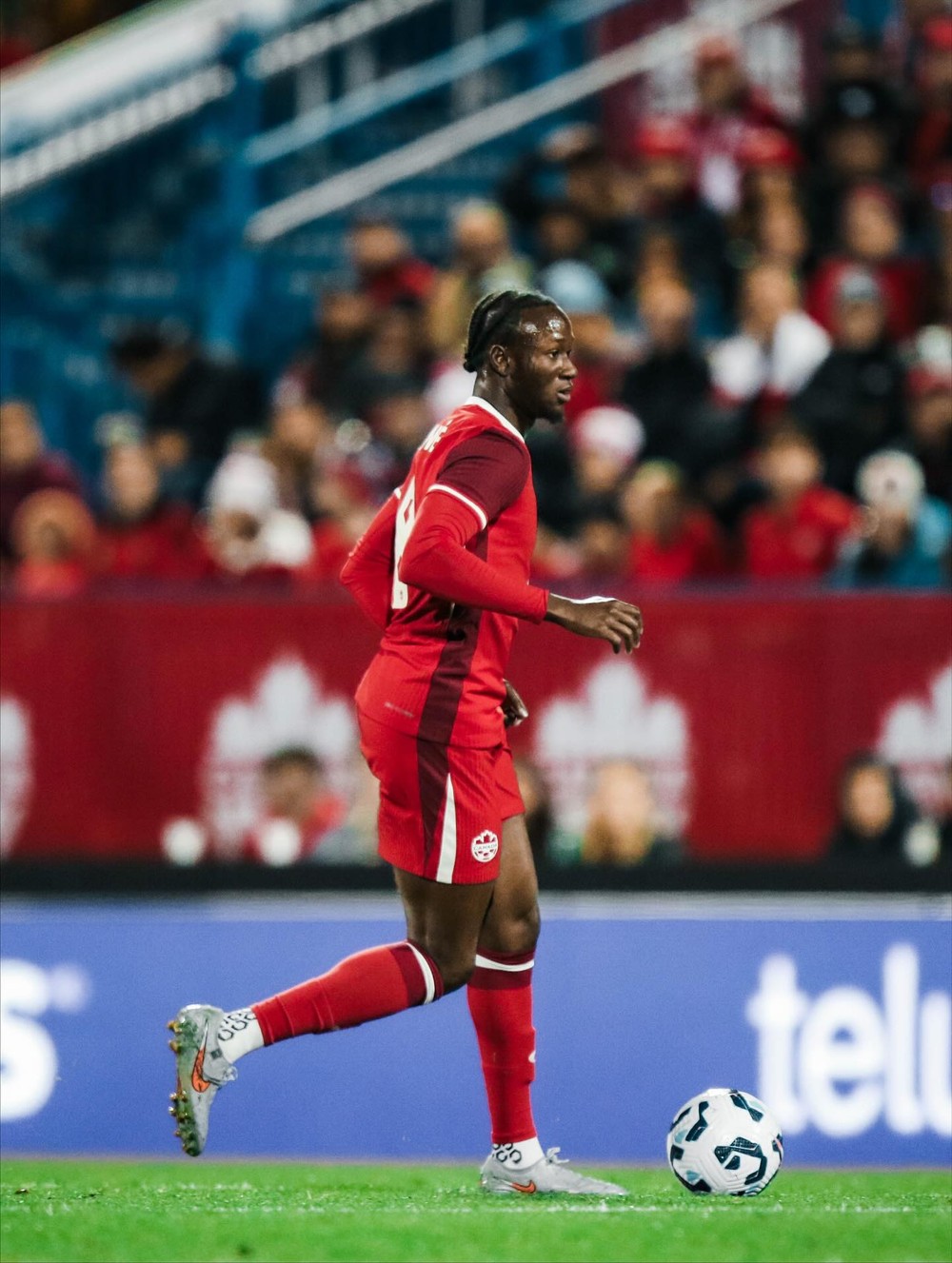Jogador do Canadá aparece dançando no vestiário uma semana depois de ...