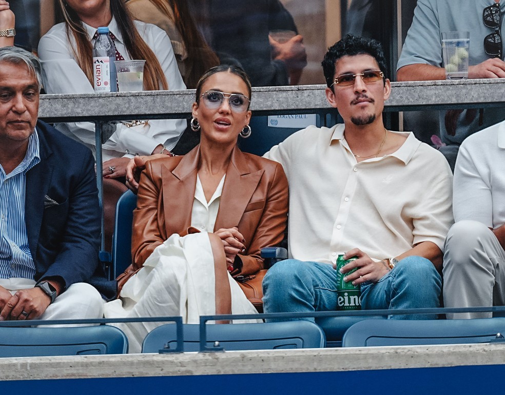 Ex-marido de Jessica Alba só procura 'ficantes' parecidas e mais novas ...