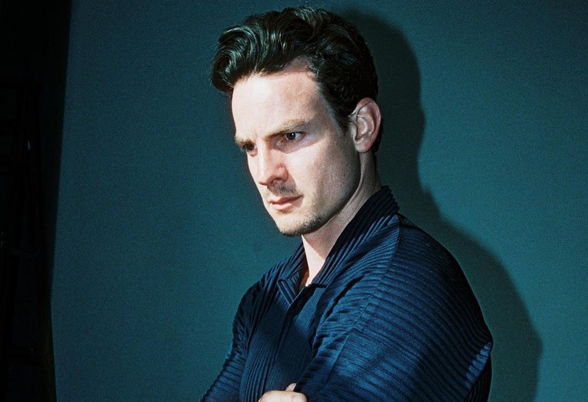 Ator de produções famosas choca fãs ao revelar salário baixo: 'Não vivo ...