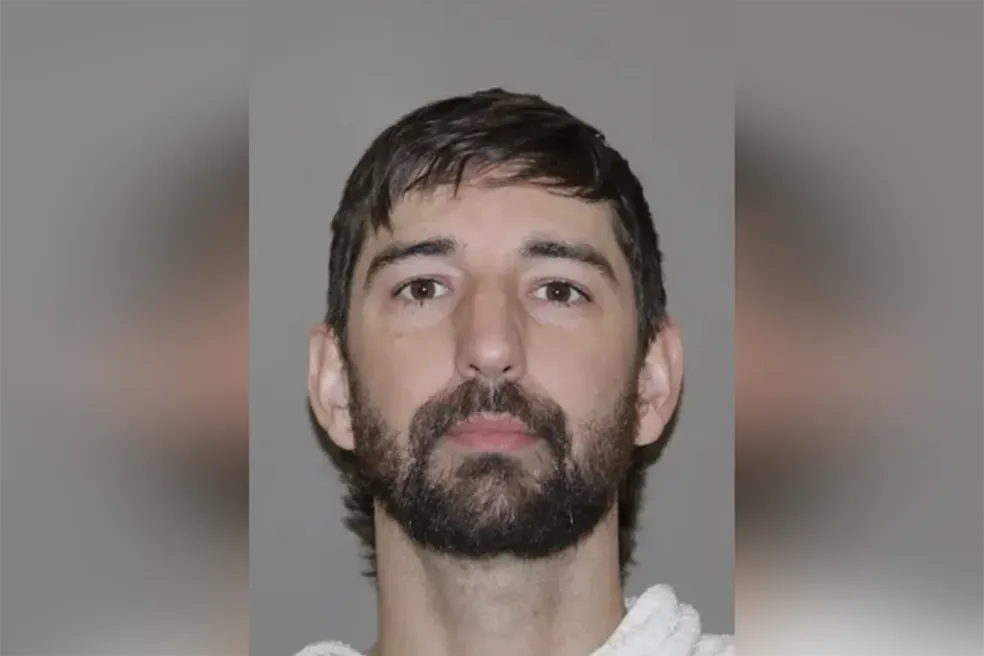 YouTuber é preso nos EUA após filmar a si mesmo dirigindo moto a 240 km por hora