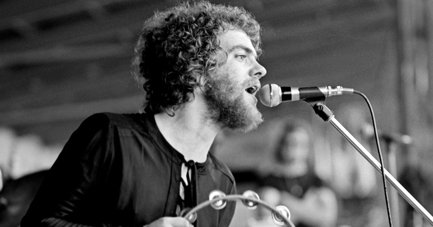 Autor de 'Stuck in the Middle of You', música eternizada em filme de ...