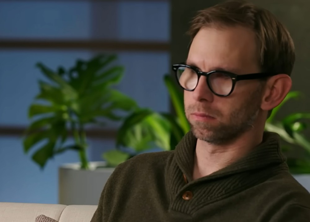 Ashton Kutcher e irmão gêmeo com paralisia cerebral abrem o jogo sobre ...