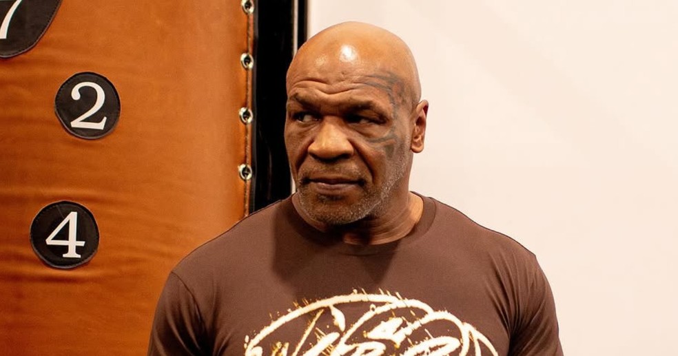Mike Tyson recebe oferta para subir ao ringue novamente e enfrentar ...