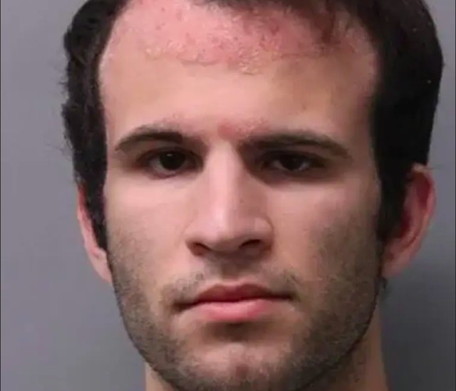 Cientista é preso após ligar para a polícia e entregar seu laboratório ...